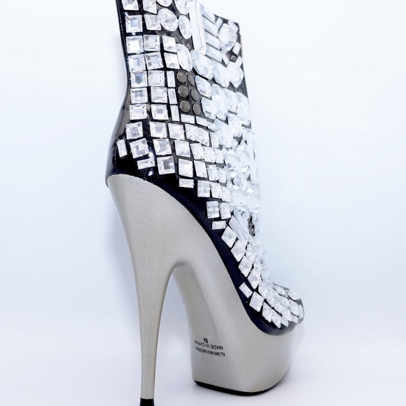 Laura Chu | Shoes | Laura Chu Celeste Succi Booties | Poshmark